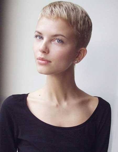 Different Pixie Haircuts with Bangs