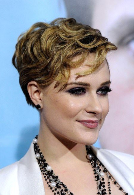 20 Short Wavy Hairstyles for Girls