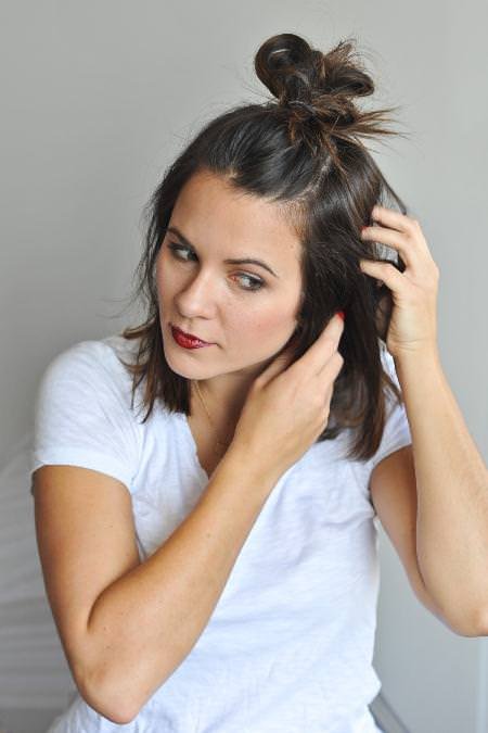 20 Simple Short Hair Buns