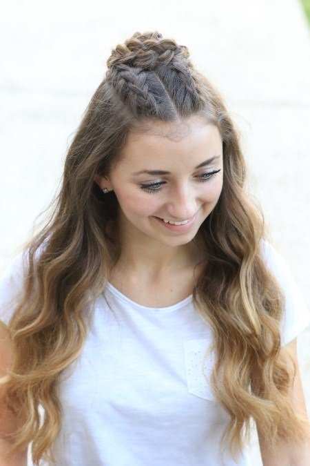 15 Thrilling Half Braided Hairstyles
